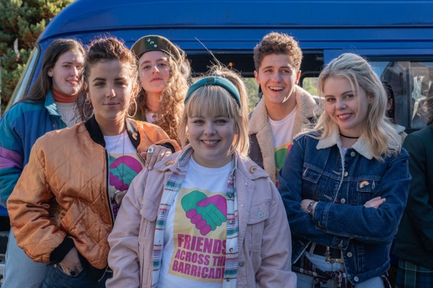 Derry Girls: Adolescência Real E Diversão Em Tempos De Cólera - CRÍTICA