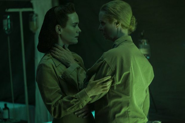 Ratched: uma protagonista intensa, uma série colorida, um tema obscuro